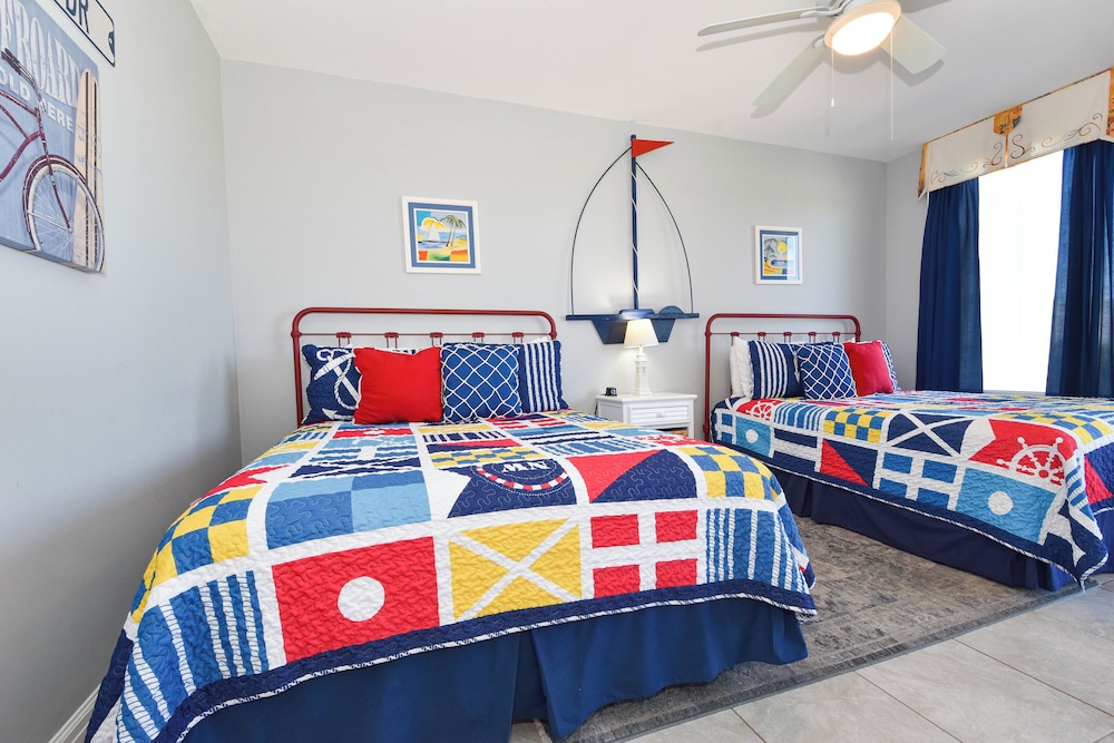 Breathtaking Beachfront Condo With Resort Views! Your Perfect Destin Hideaway 🏖️ - Destin, FL