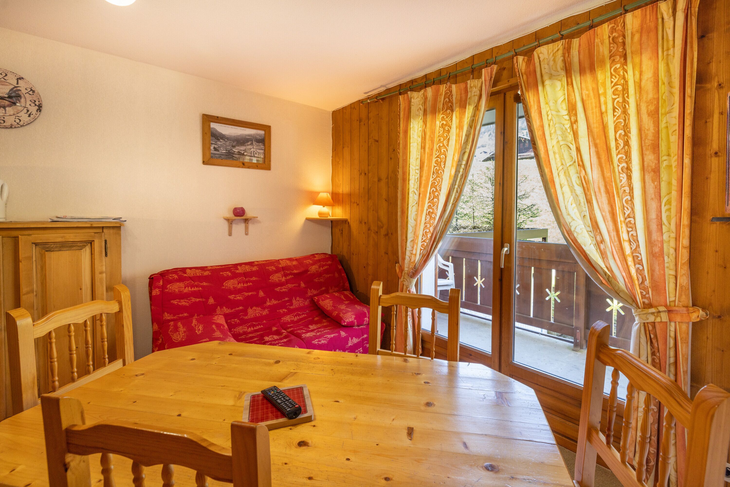 Apartment 'Le Jardin Des Neiges' With Balcony - 메줴브