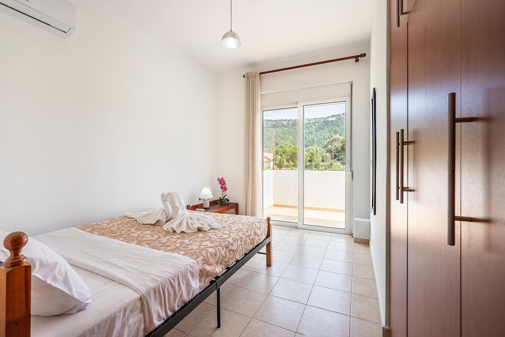 Holiday Home 'Villa Semina' With Private Pool, Wi-fi And Air Conditioning - Rhodes Airport (RHO)