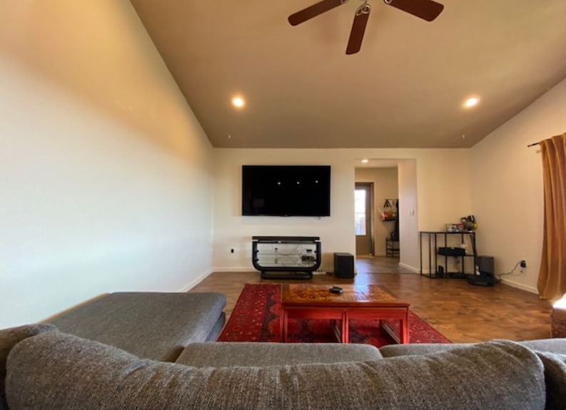 Pastoral Home With Mountain Views For Your Recreational Retreat. - Smith Rock State Park, Oregon
