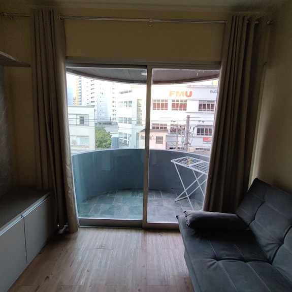 Flat Charmoso Garagem Incluso - São Paulo