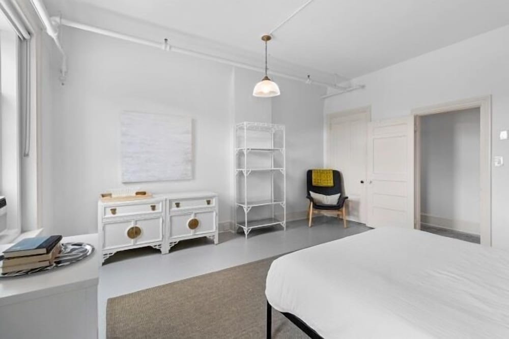 Rockland Central Loft - Rockland, ME