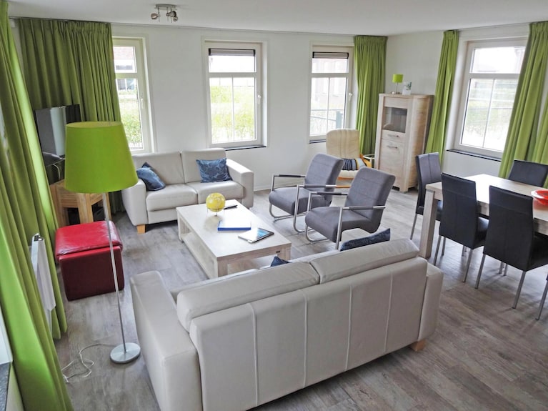 Krokus 34 Is Een Woning Met 4 Slaapkamers Geschikt Voor 8 Personen. - Breskens