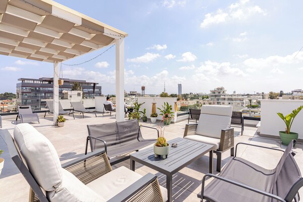 Yamas Urban Living Platinum Key - Limassol