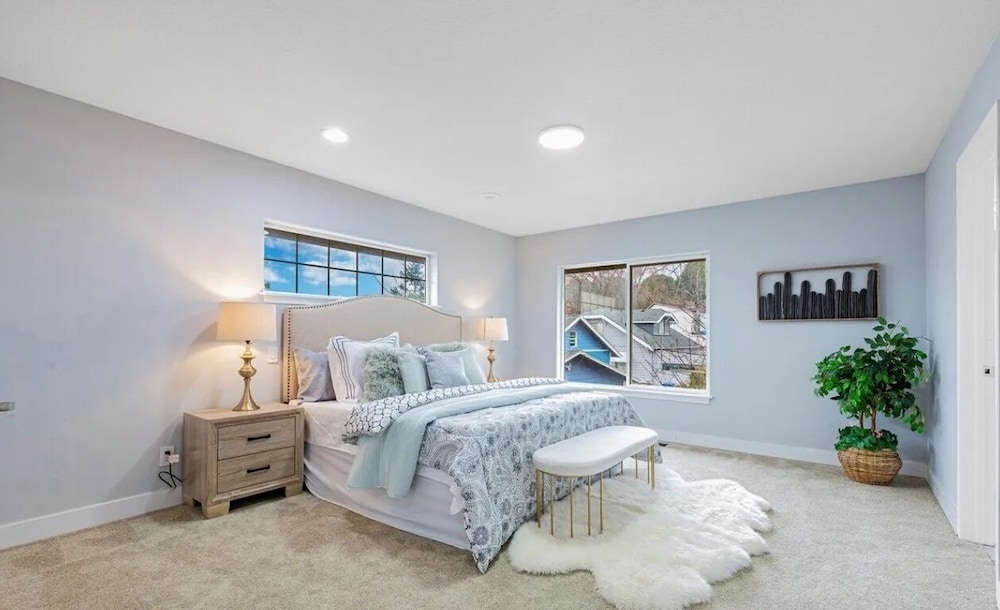 Newly Remodeled, Safe And Peaceful, Only 5 Minutes To Uw Tacoma Or I-5 Exit 132b - Tacoma, WA