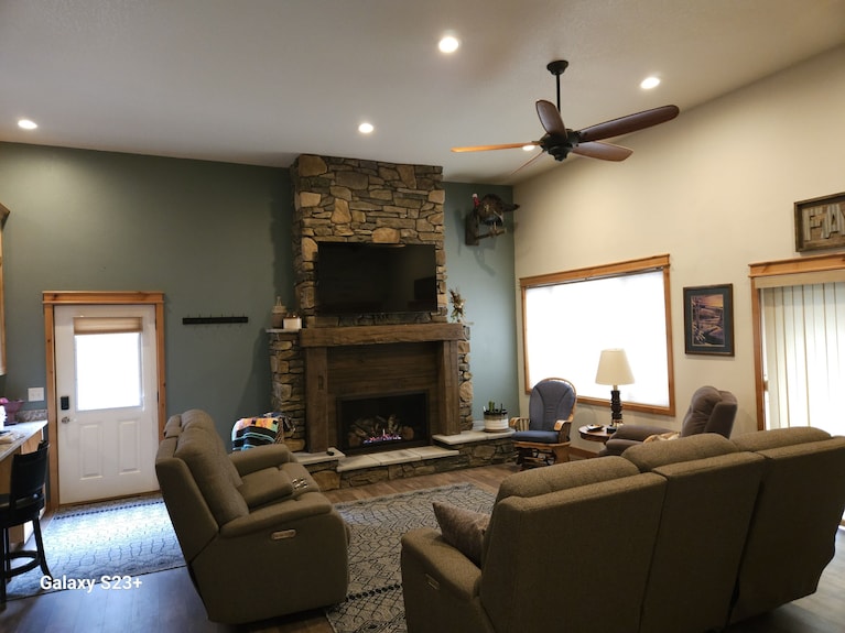 Cozy Country Get Away. Nestled In The Driftless Region Of Wisconsin. - Wisconsin