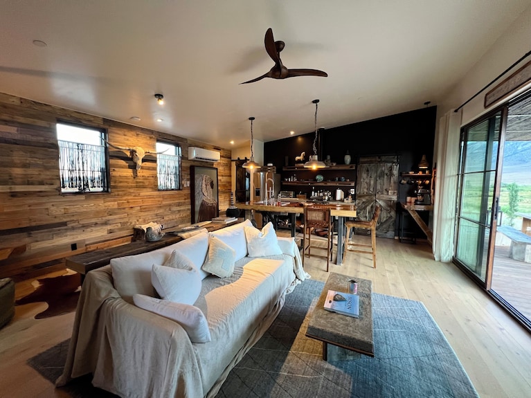 The Lonewest Retreat In The Eastern Mountain Sierras - Lone Pine, CA