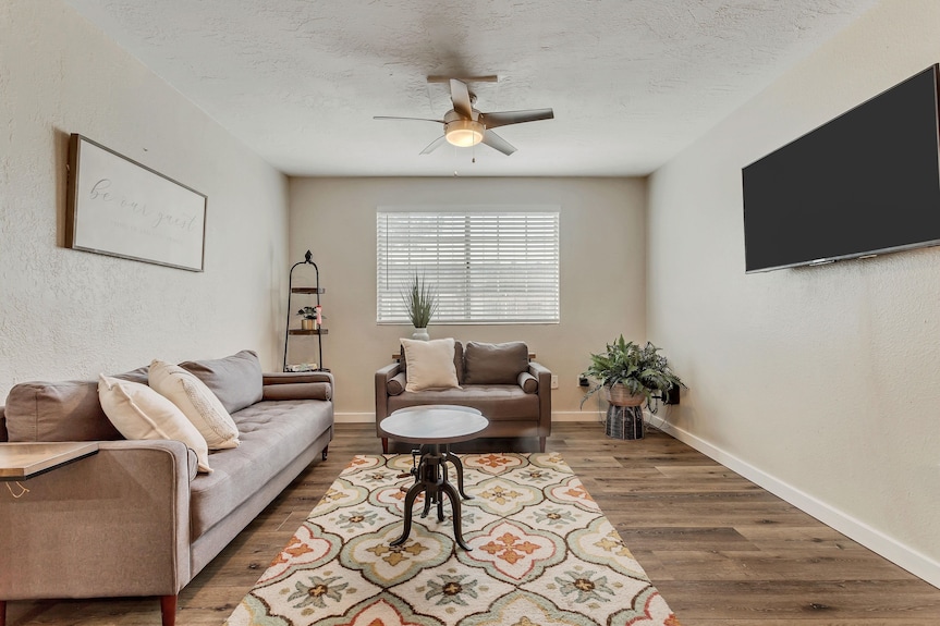 Pet Friendly, Ground Floor Condo, Central Orem - Provo, UT