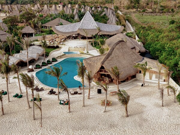 Arya Sumba - East Nusa Tenggara