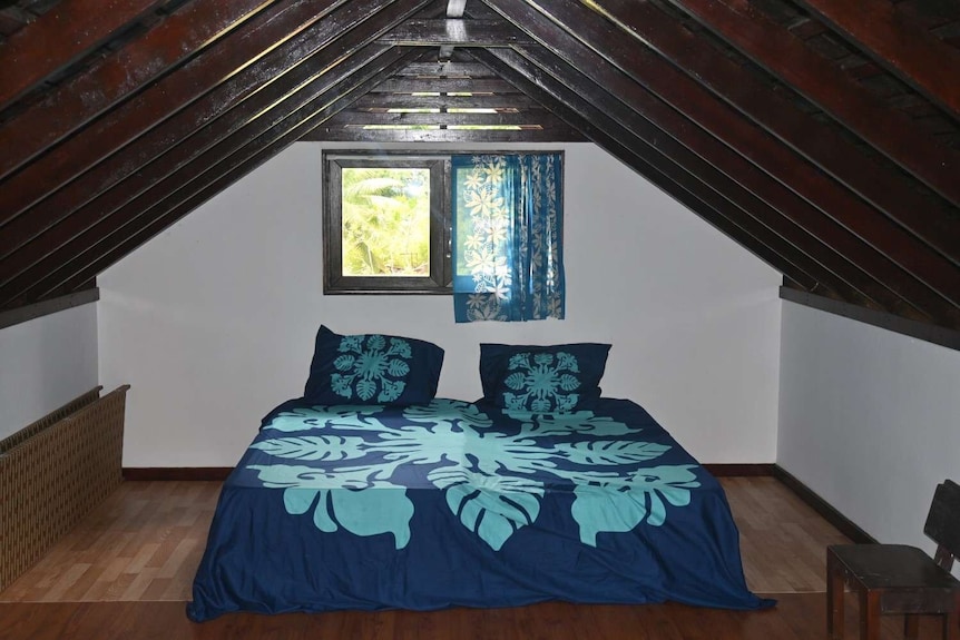 Teahupoo: Beachfront, The Lagoon And The Wave, At The Foot Of The Mountains ! - French Polynesia