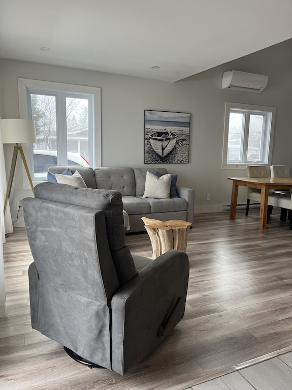 Chalet Bord De Mer / Waterfront Cottage - Nouveau-Brunswick