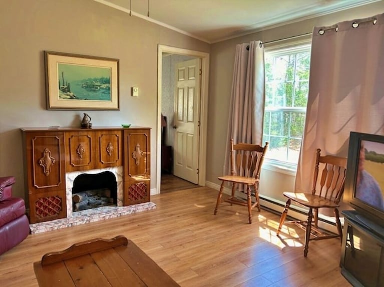 Private, Peaceful, Lakefront, Fully Furnished 2-bedroom Mini-home . - Nova Scotia