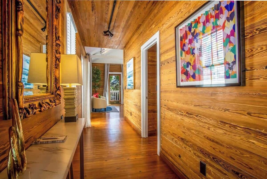 The Perch On Duval- Hip & Modern Duval Suite - Key West, FL