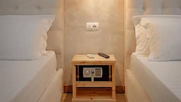 Quarto triplo superior, vista para o mar | Quartos à prova de som, Wi-Fi de cortesia, roupa de cama