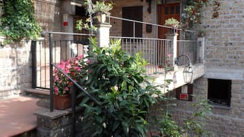 Casa, 2 quartos, fumadores, varanda | Entrada do alojamento
