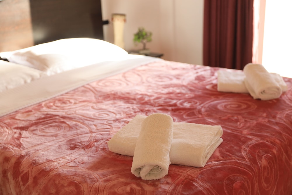 Lahuta e Vjeter Agrotourism: Taste Albanian Tradition & Feel at Home ...