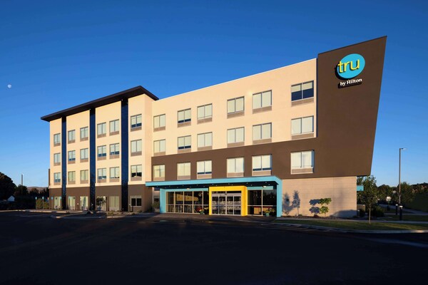 Tru By Hilton Yakima Airport - Yakima, WA