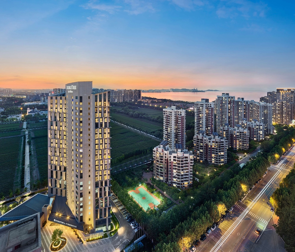 Doubletree By Hilton Yantai Golden Coast Hotel & Suites - Yantai
