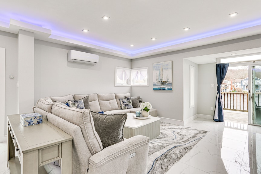 Waterfront Lake Hopatcong Home W/ Boat Dock! - Kittatinny Valley State Park, Newton