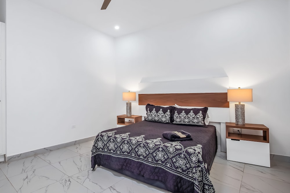 Dog-friendly Home With Heated Outdoor Pool, Hot Tub, Balcony, Rooftop Terrace - Playas De Tijuana