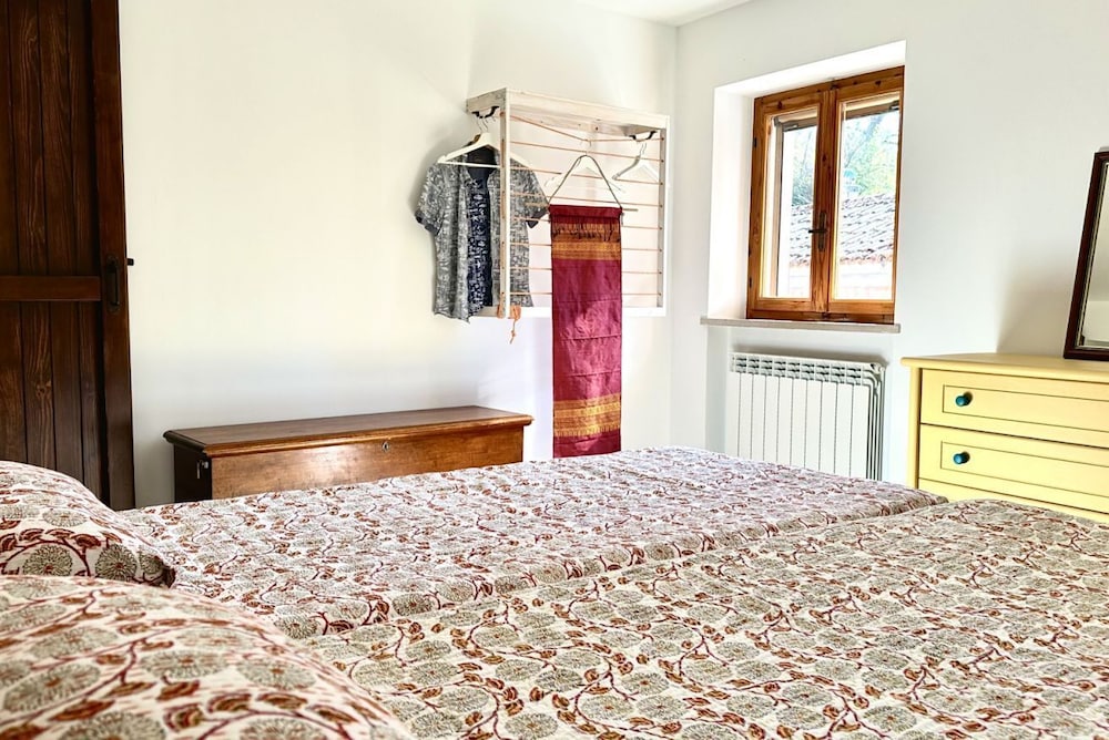 S332 – Sirolo, Apartment On The Ground Floor With Courtyard And Parking Space - Sirolo