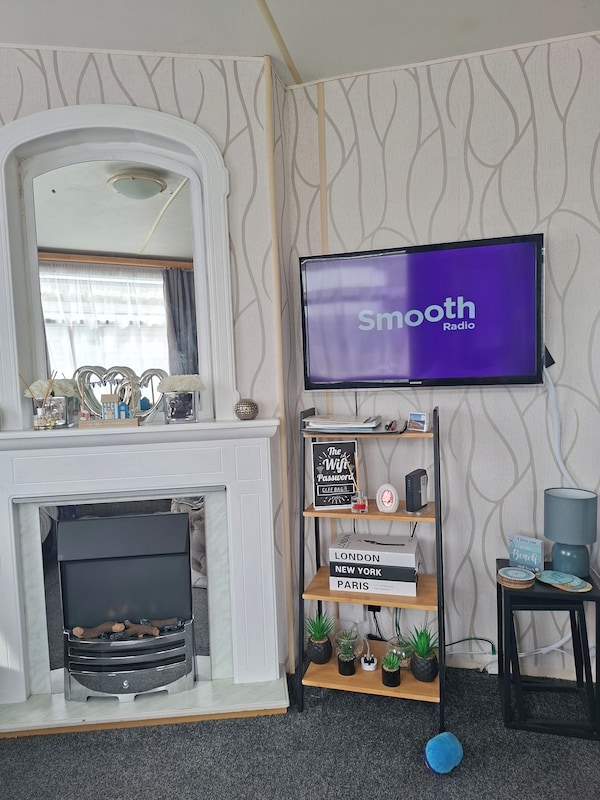 Family Caravan-pets-golden Palm-pool-arcades - Chapel St Leonards