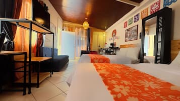 Estúdio Familiar, não fumadores | 1 quarto, secretária, secretária adequada para computadores portáteis