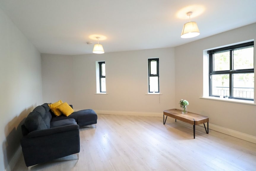 Inviting 2-bed Apartment In Dublin - Ashbourne