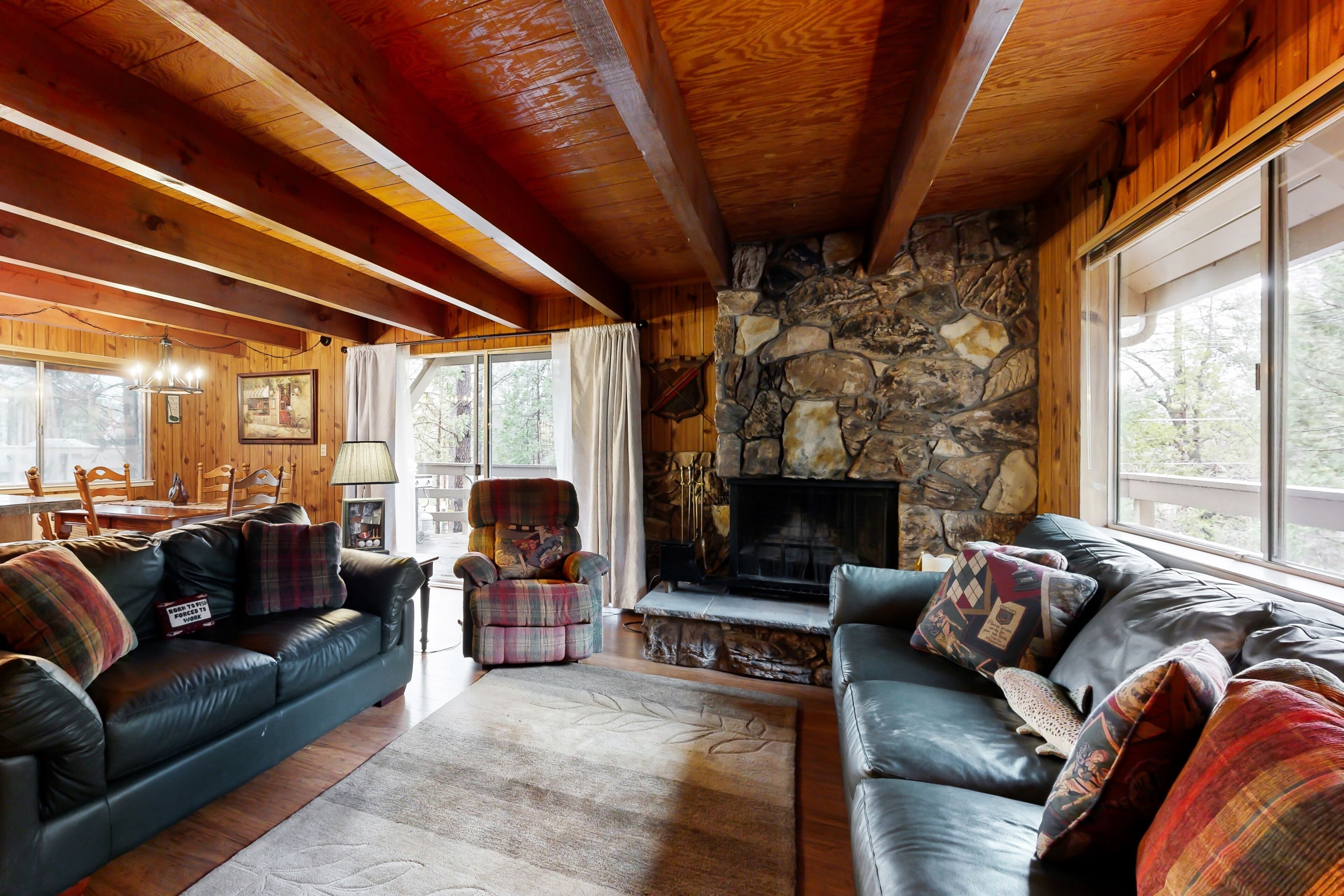 Water-view Cabin Near Pine Mountain Lake Marina, Private W/d, Wifi, Grill - Pine Mountain Lake, CA