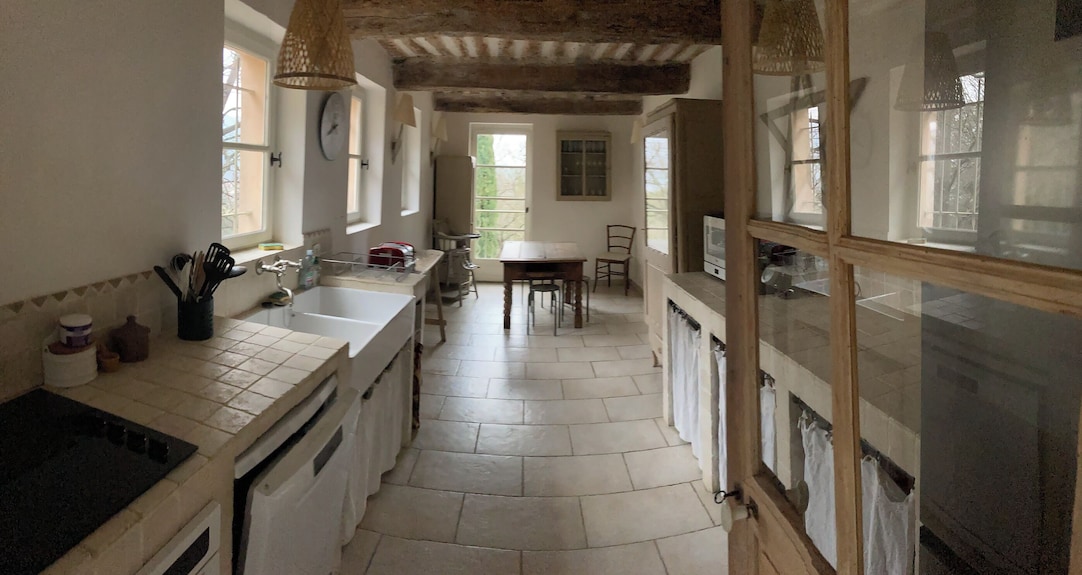 Joli Mas Provençal Entre Mer Et Campagne, Oliviers Et Romarin - Signes