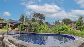 Piscina externa