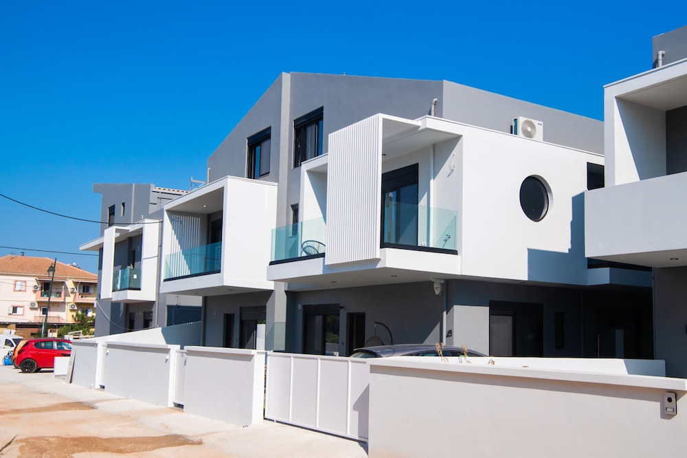 Karavela's Complex - Lefkada