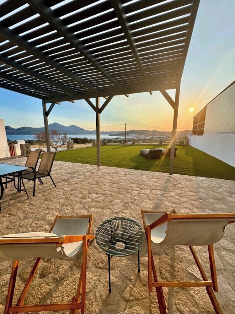 Sea & Garden View Parasporos Houses, Adamas Milos - Milos