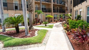 Apartamento, 2 quartos | Terrenos do alojamento