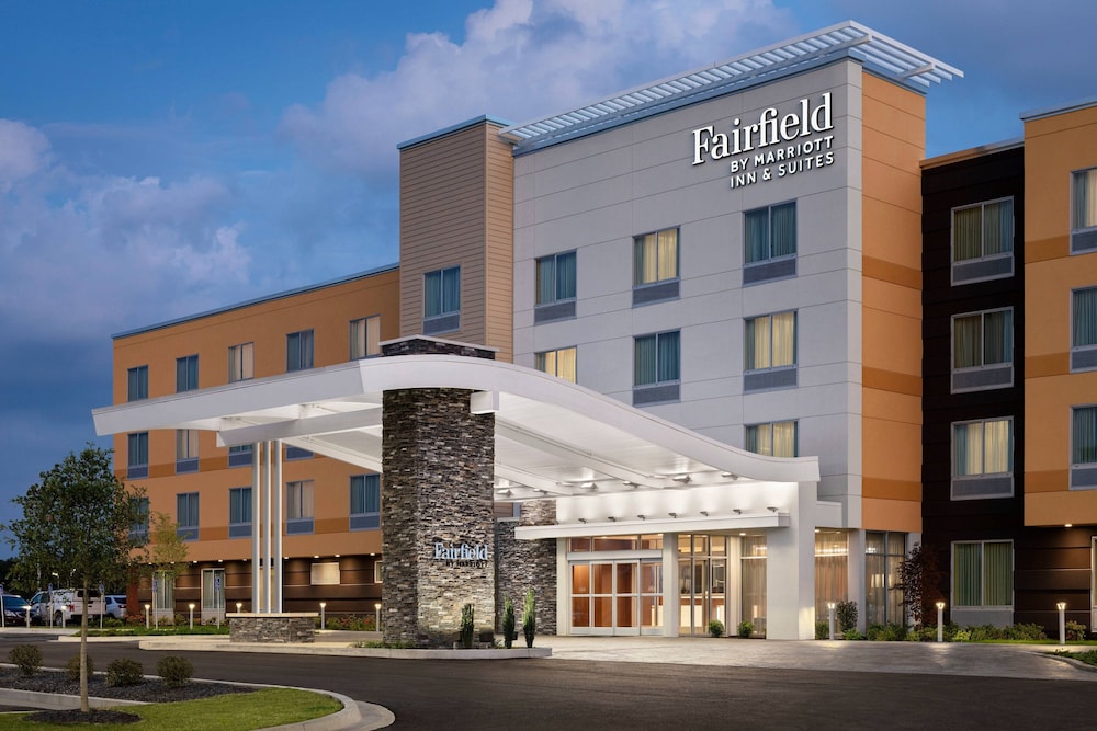 Fairfield Inn & Suites By Marriott Alpharetta Avalon Area - Alpharetta, GA