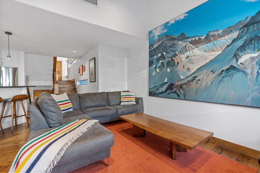 Alpine Artistic: Bright & Modern - Ouray, CO