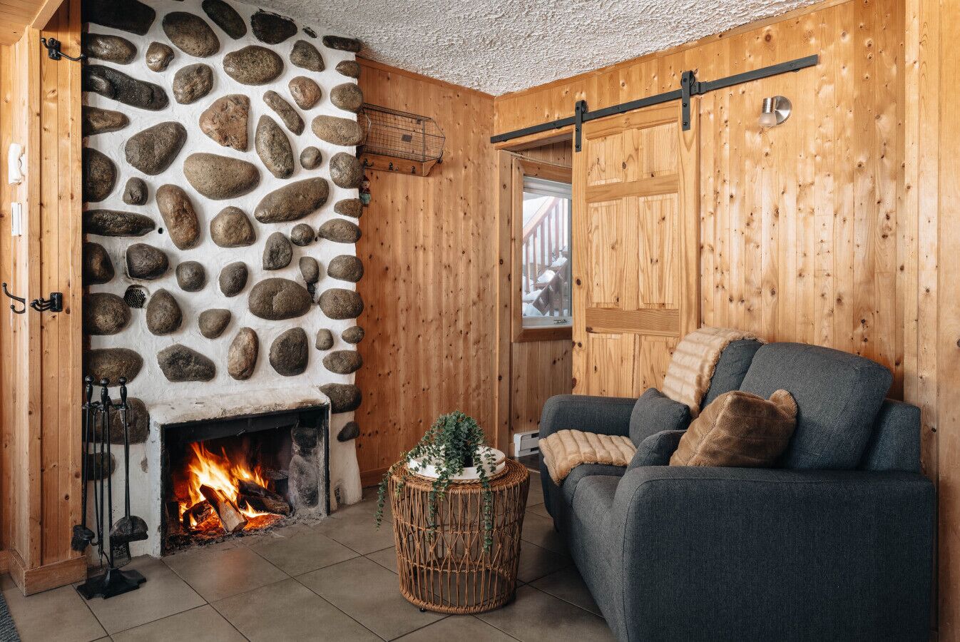 Cottage On Sarrazin Lake - Panorama Du Lac - Quebec