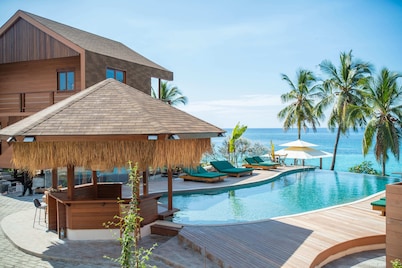 Naya Lodge