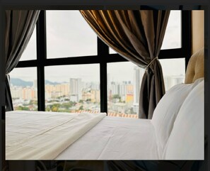 1 quarto, roupa de cama fornecida