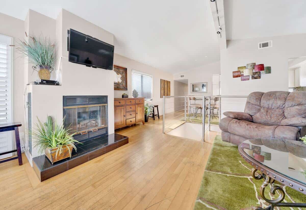 Contemporary Value 4 Bdr. W/ Rooftop Deck: 303 - バルボア島, CA