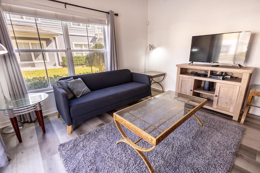 4562 Yr - Amazing 4 Bed Private Getaway - Kissimmee, FL