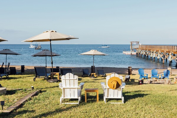 White S Landing Catalina Camp - Santa Catalina Island, CA