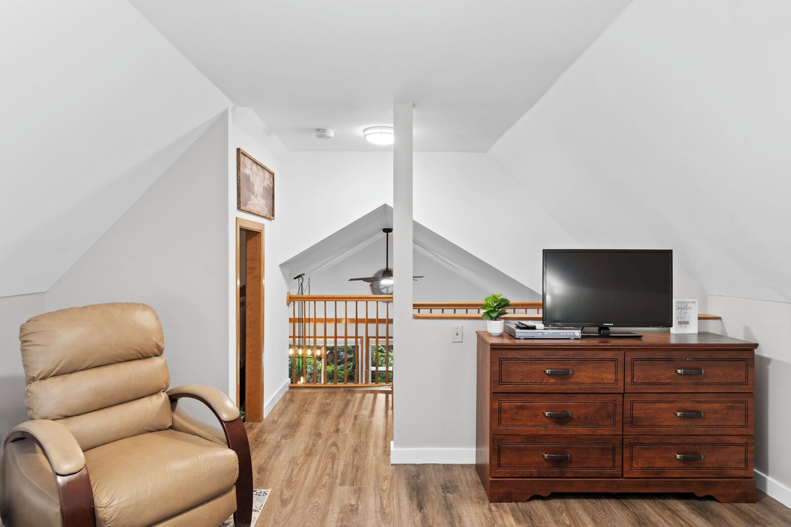 Rainier Cabin-sauna-fenced-ev-wifi-hot Tub - Ashford, WA