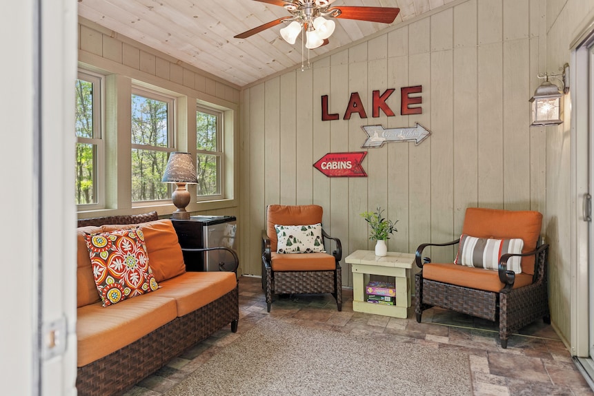 Mountain Hideout By Avantstay | Game Room + Deck - Pennsylvania