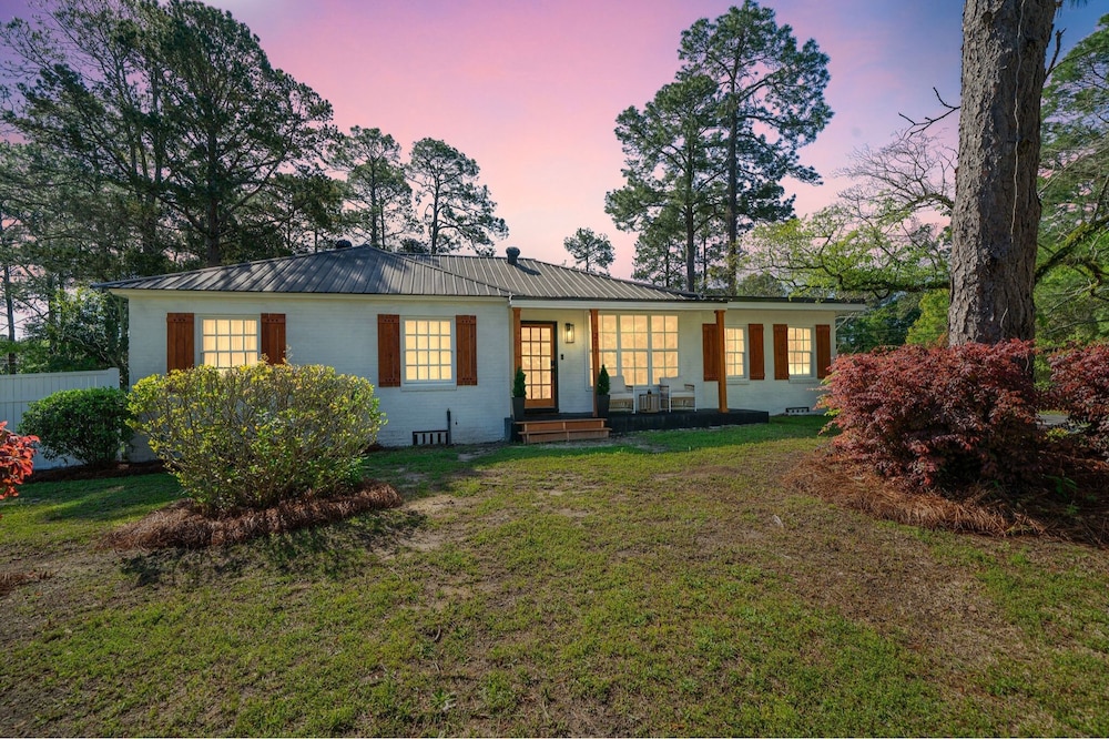 Urban Farmhouse With A Modernism Twist! By Redawning - Florida