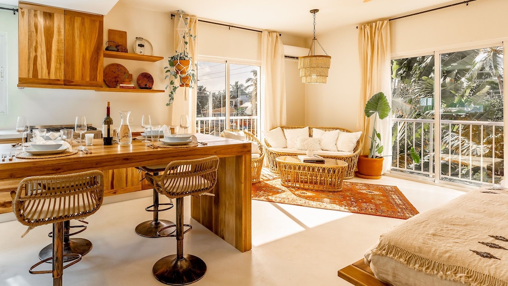 Kite Beach Suite With Work Space And Full Kitchen - Cabarete