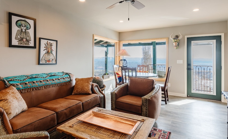 Mrs. Garcia's Bungalow W/ Captivating Views - Jerome, AZ