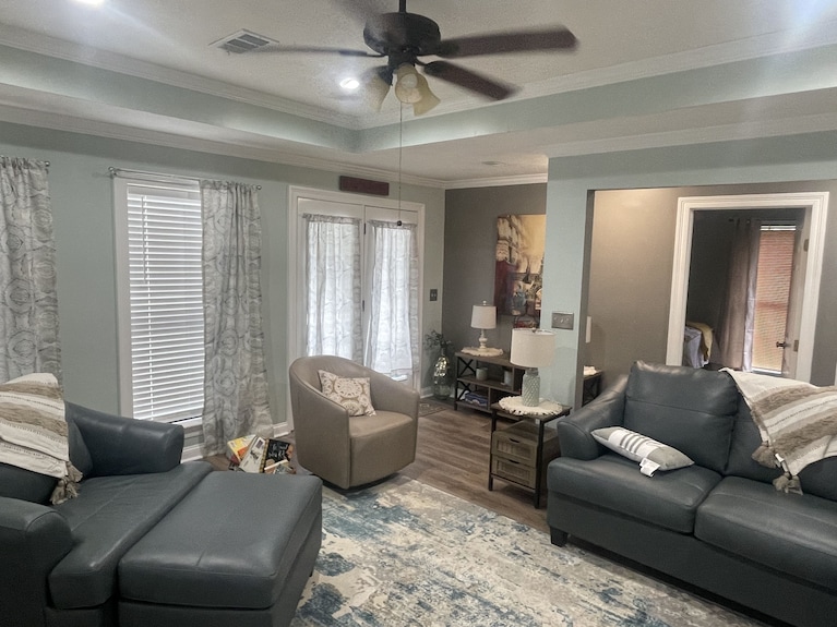 Welcome To Our Beautiful French Quarter Market, We Hope You Enjoy Your Stay!! - Mississippi