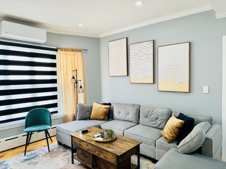 Chic/cozy2br-nearairport & Beach - Revere, MA