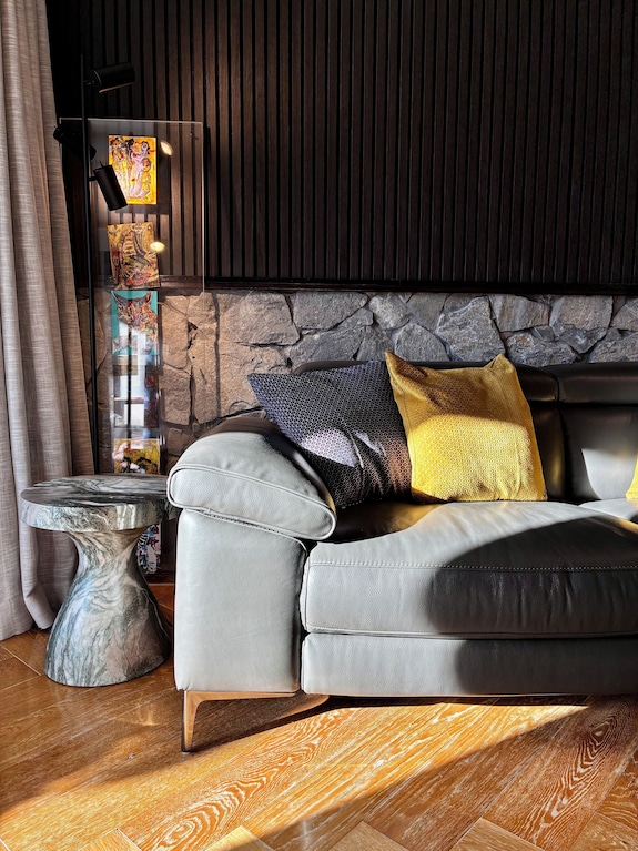 Peaceful Luxury Surry Hills Apartment With Office - Randwick